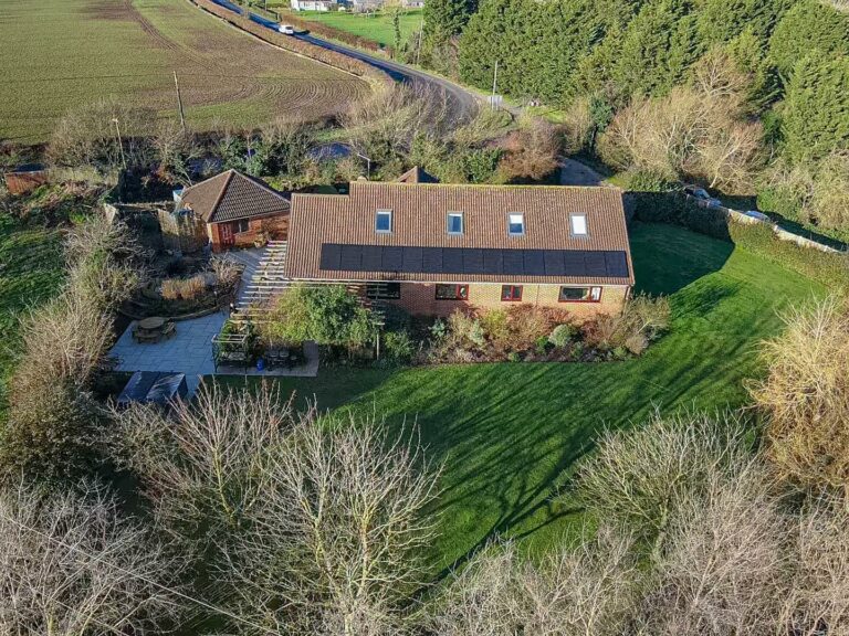 Burnham Road, Althorne, Chelmsford - SJ Warren Estate Agents